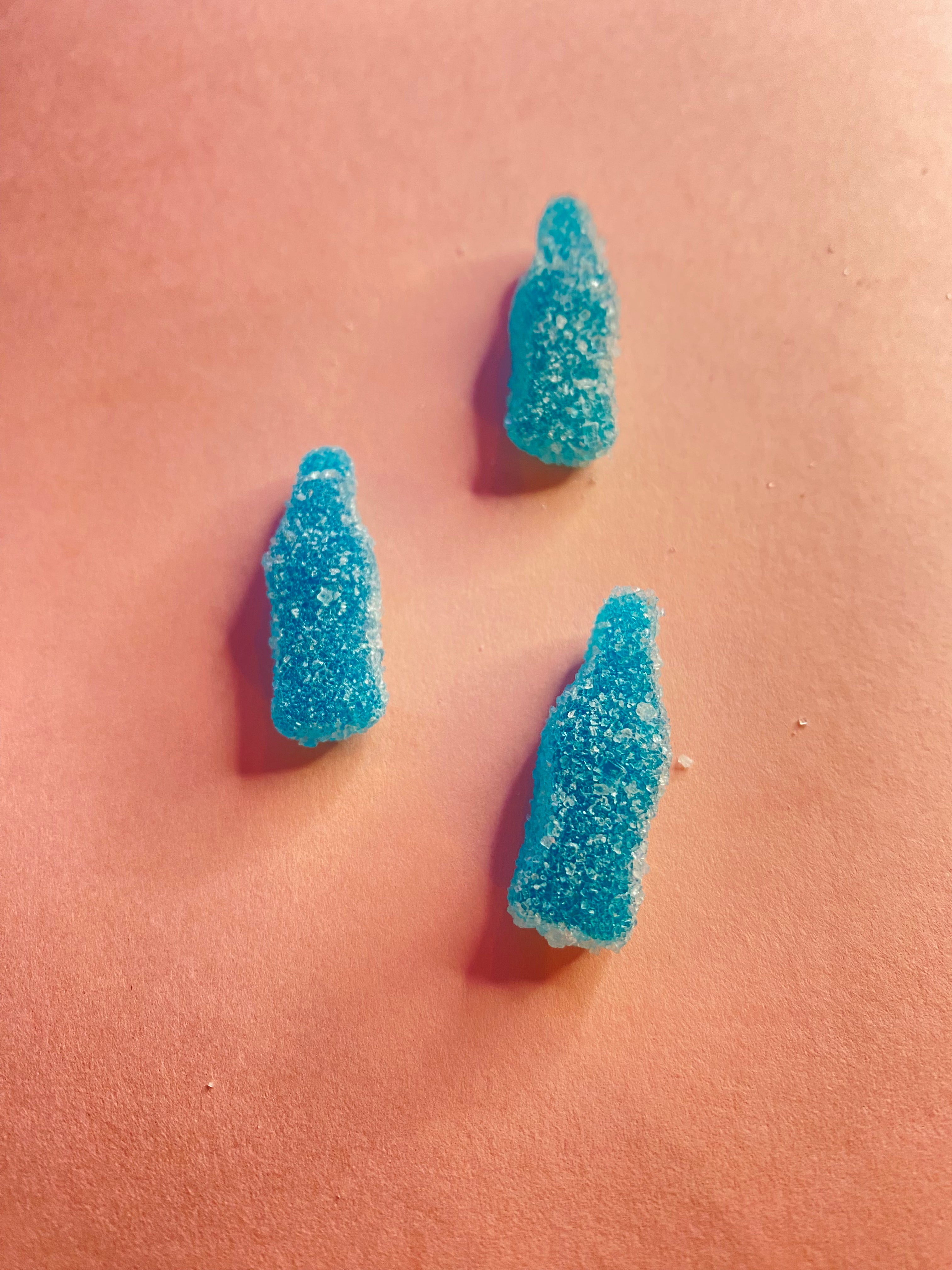 Fizzy blue raspberry bottles (100g) – My Sweeties Sweet Shop
